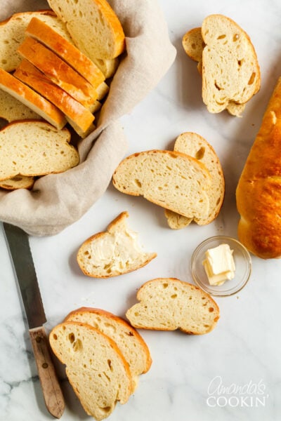Italian Bread Recipe - Amanda's Cookin'