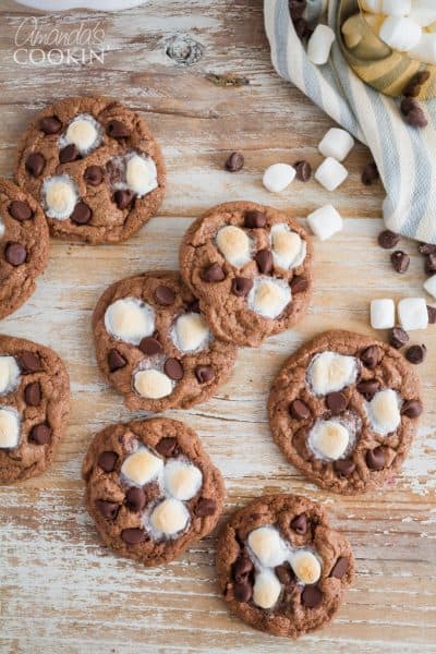 Mississippi Mud Cookies: delicious chocolatey cookies with marshmallows