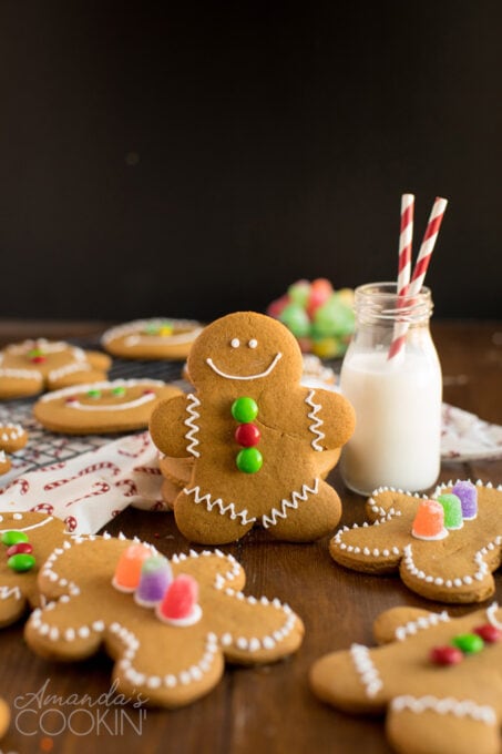 Gingerbread Cookies Recipe - Amanda's Cookin'