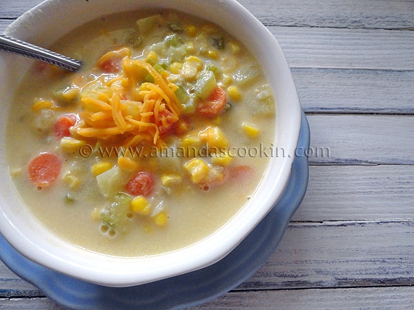 Simple Corn Chowder - Amanda's Cookin'