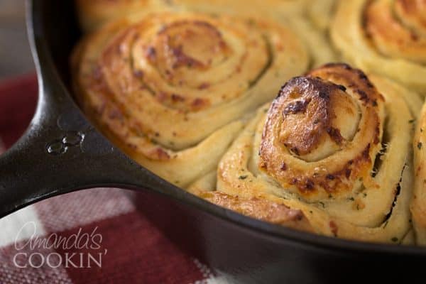 Parmesan Garlic Rolls: soft dinner roll recipe with garlic butter