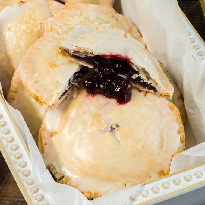 Blueberry Hand Pies Recipe - Amanda's Cookin'