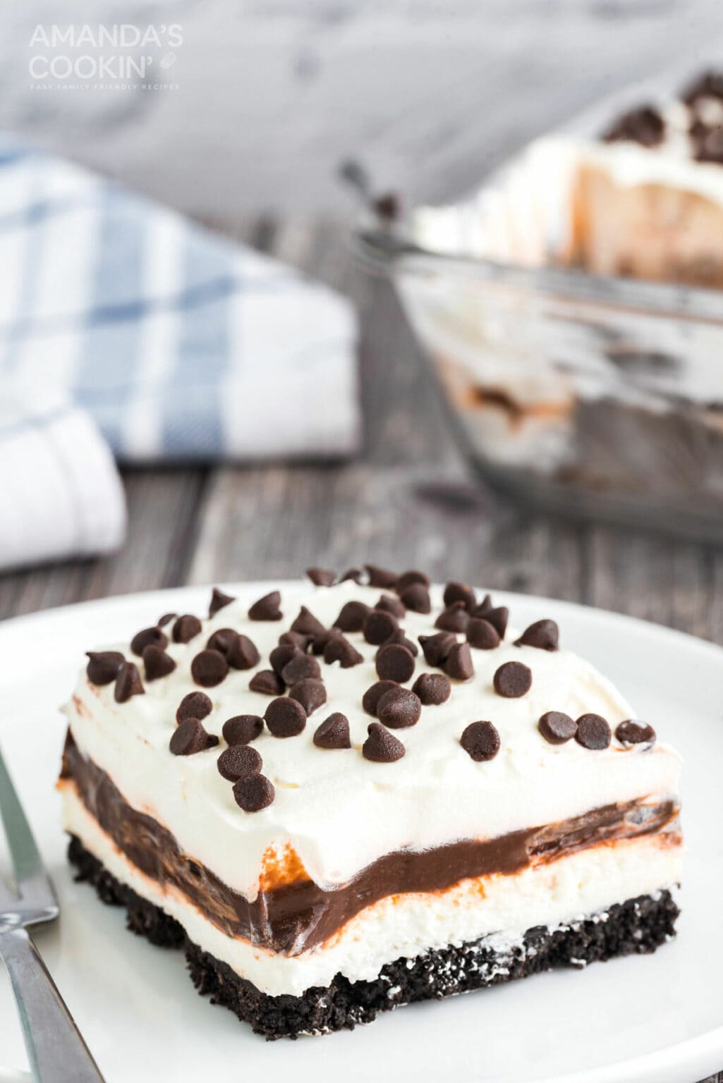 Chocolate Lasagna Recipe - Amanda's Cookin' - One Pan Desserts