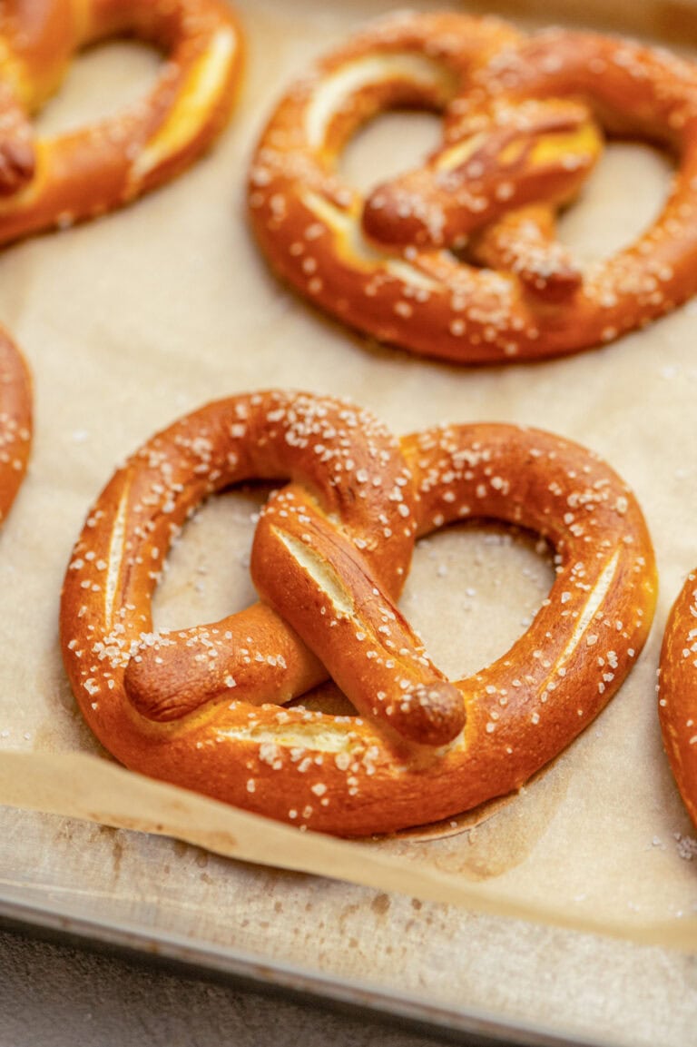 Homemade German Pretzels: German pretzel recipe