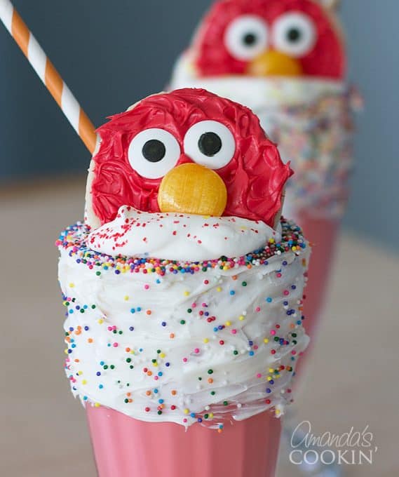 Elmo Freakshakes: great for sesame street themed birthday parties!