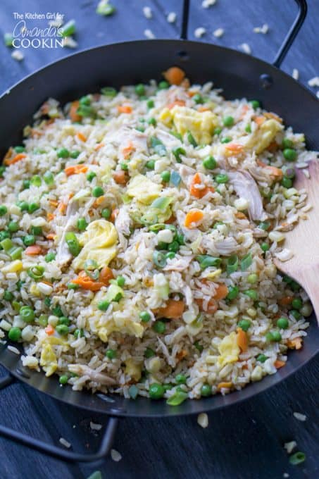 Easy Chicken Fried Rice Recipe - Amanda's Cookin'