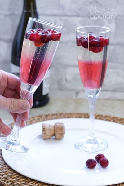 Cranberry Prosecco Punch: a fun cocktail that's perfect for fall ...