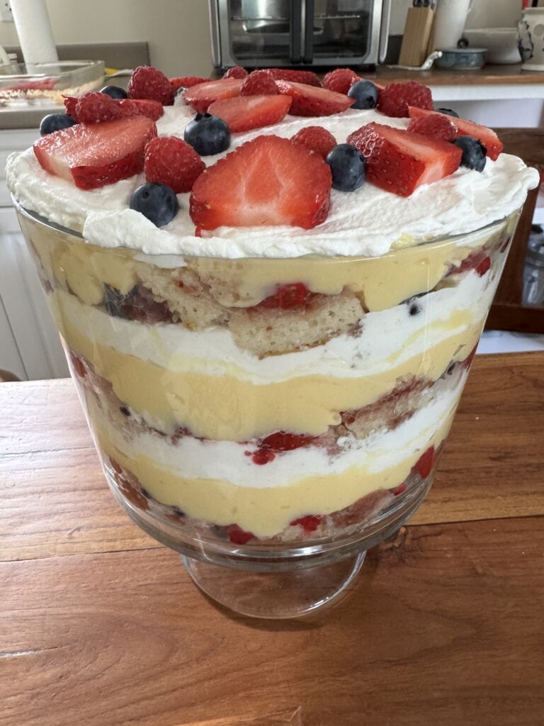 English Trifle: Our Family Tradition - Amanda's Cookin' - Trifles ...