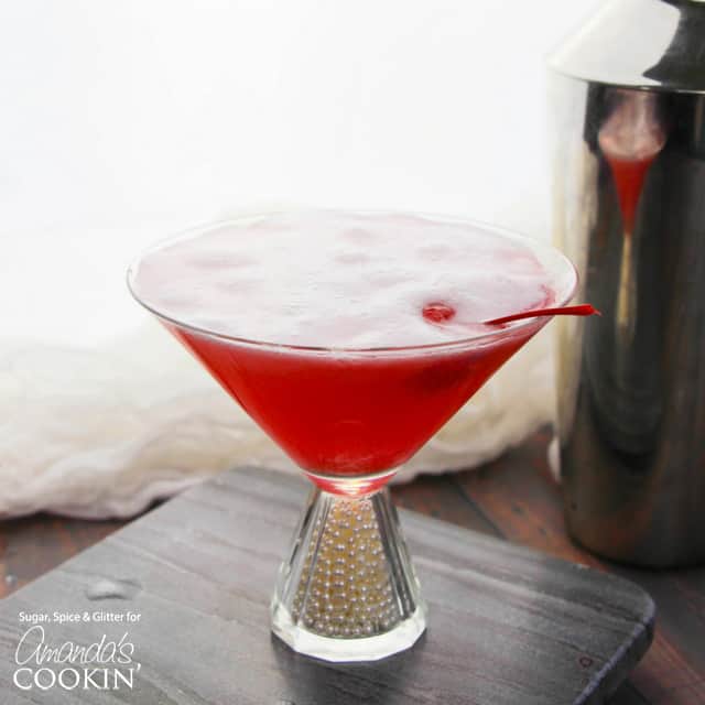 Pink Lady Cocktail A Classic Ladys Night Cocktail Recipe