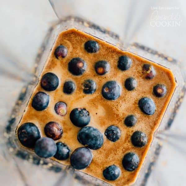 Blueberry Vinaigrette Salad Dressing: a creamy, velvety blueberry dressing