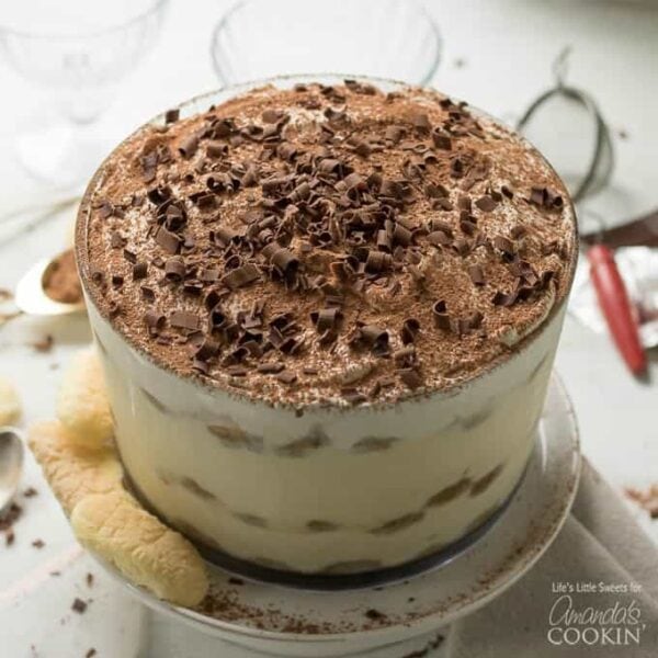Tiramisu Trifle: a sophisticated and delicious trifle dessert