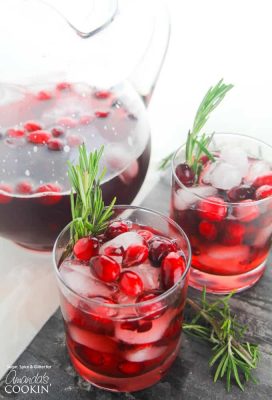 Pomegranate Sangria: the perfect fall sangria for any party!
