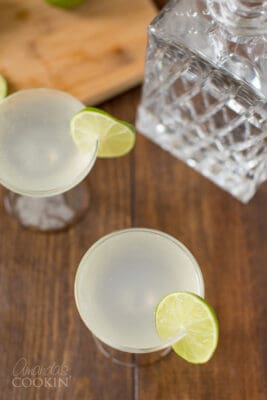 Gimlet Cocktail - Amanda's Cookin' - Cocktails