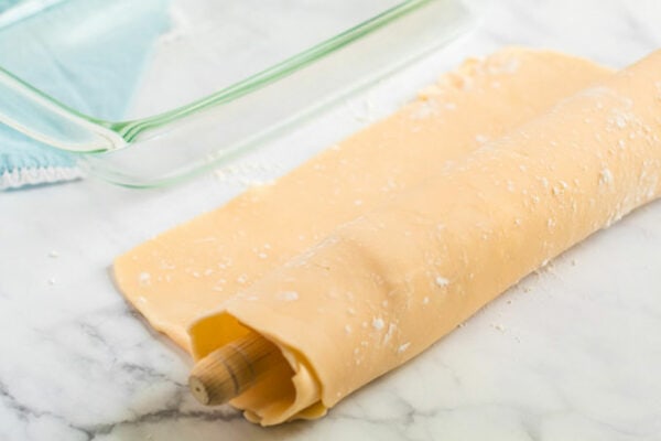 Deep Dish Peach Pie Recipe - Amanda's Cookin' - Pies & Tarts