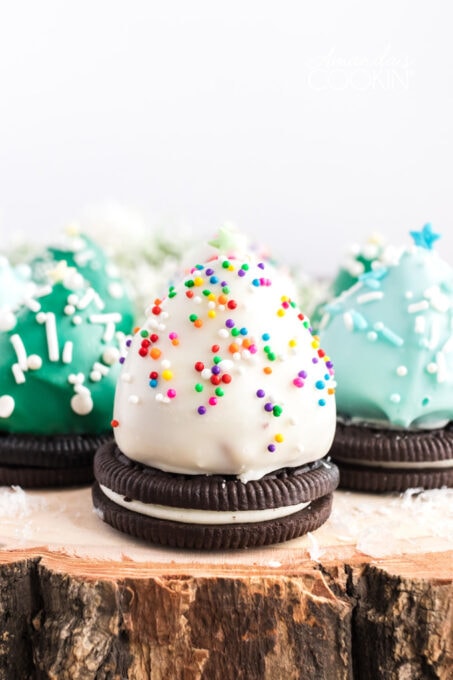 Strawberry Christmas Trees Recipe - Amanda's Cookin'