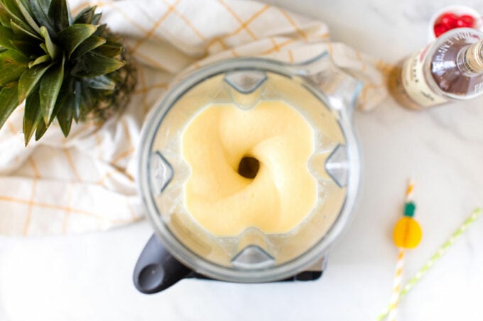 Pineapple Rum Slush - Amanda's Cookin' - Cocktails