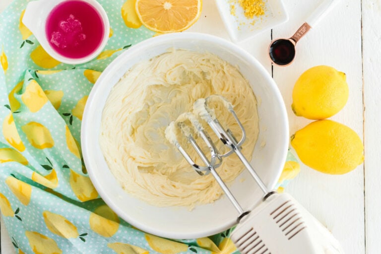 Pink Lemonade Cake - Amanda's Cookin' - Cake & Cupcakes