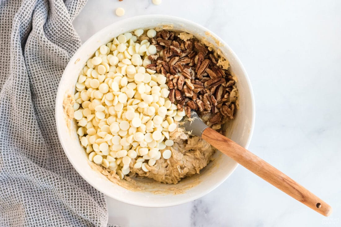 Banana Cookies - Amanda's Cookin' - Cookies, Brownies, & Bars