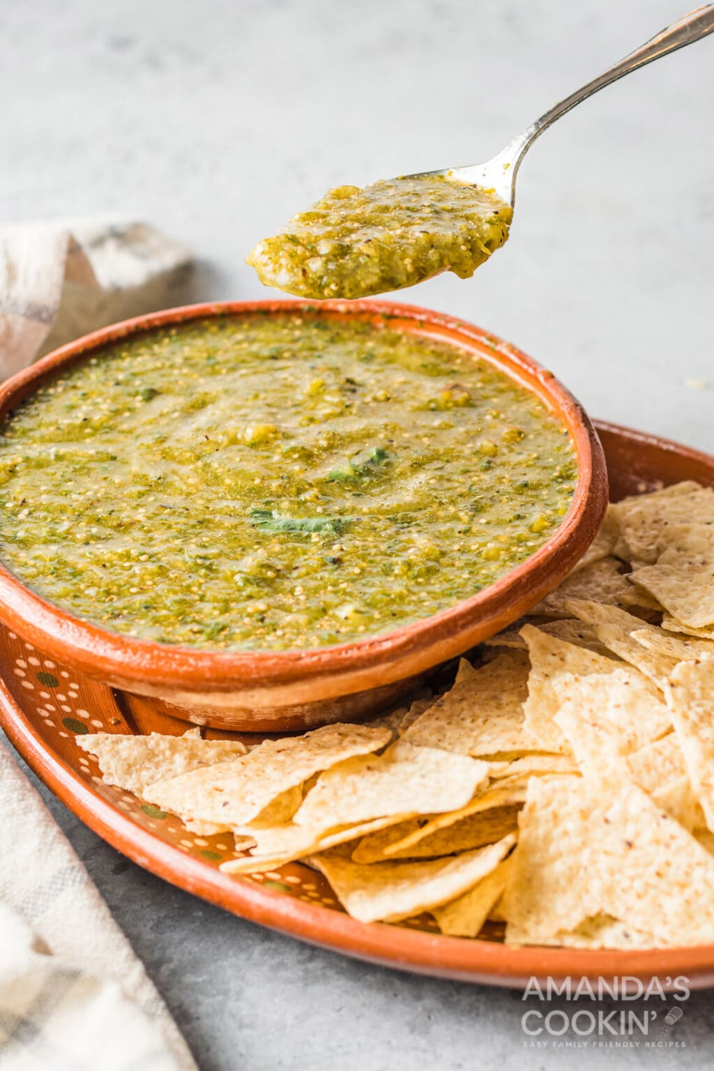 Salsa Verde (Green Salsa) - Amanda's Cookin' - Dips & Spreads