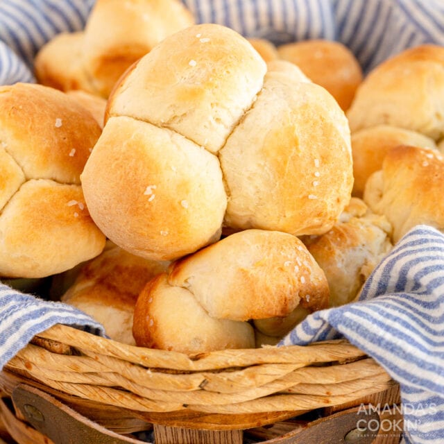 Biscuits & Rolls - Amanda's Cookin'