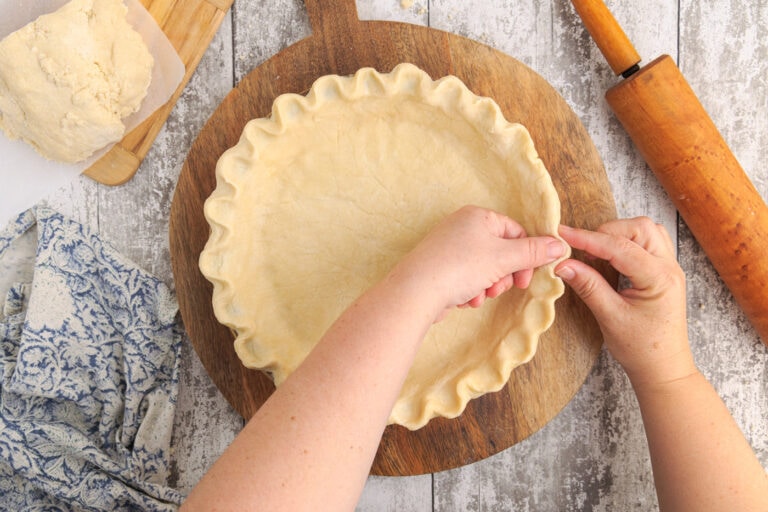 How to Make Pie Crust - Amanda's Cookin' - Pies & Tarts