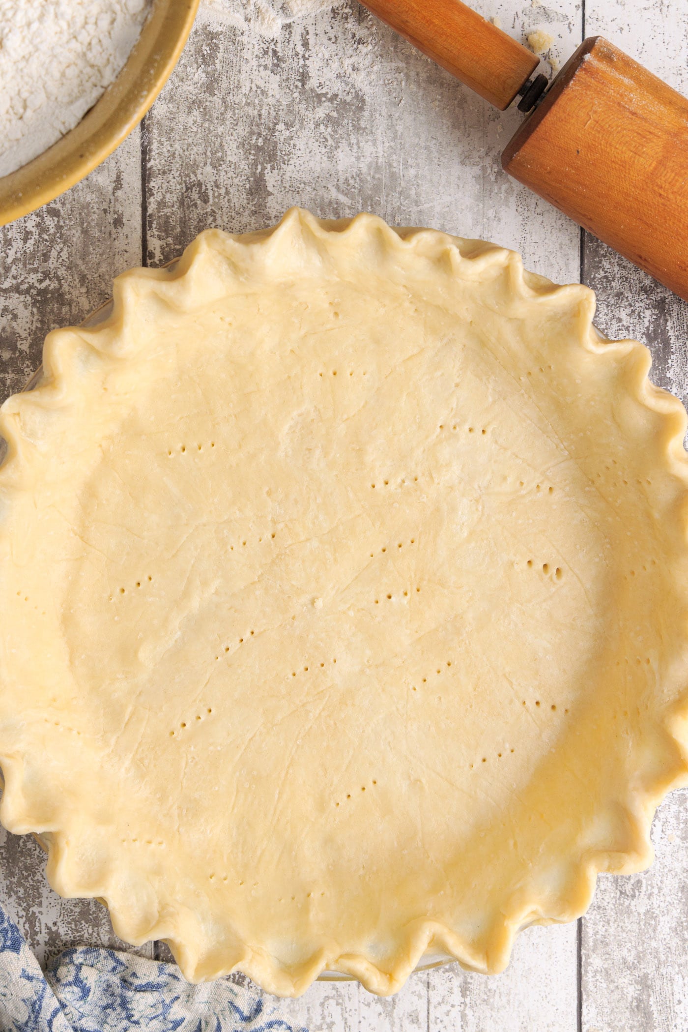 How to Make Pie Crust - Amanda's Cookin' - Pies & Tarts