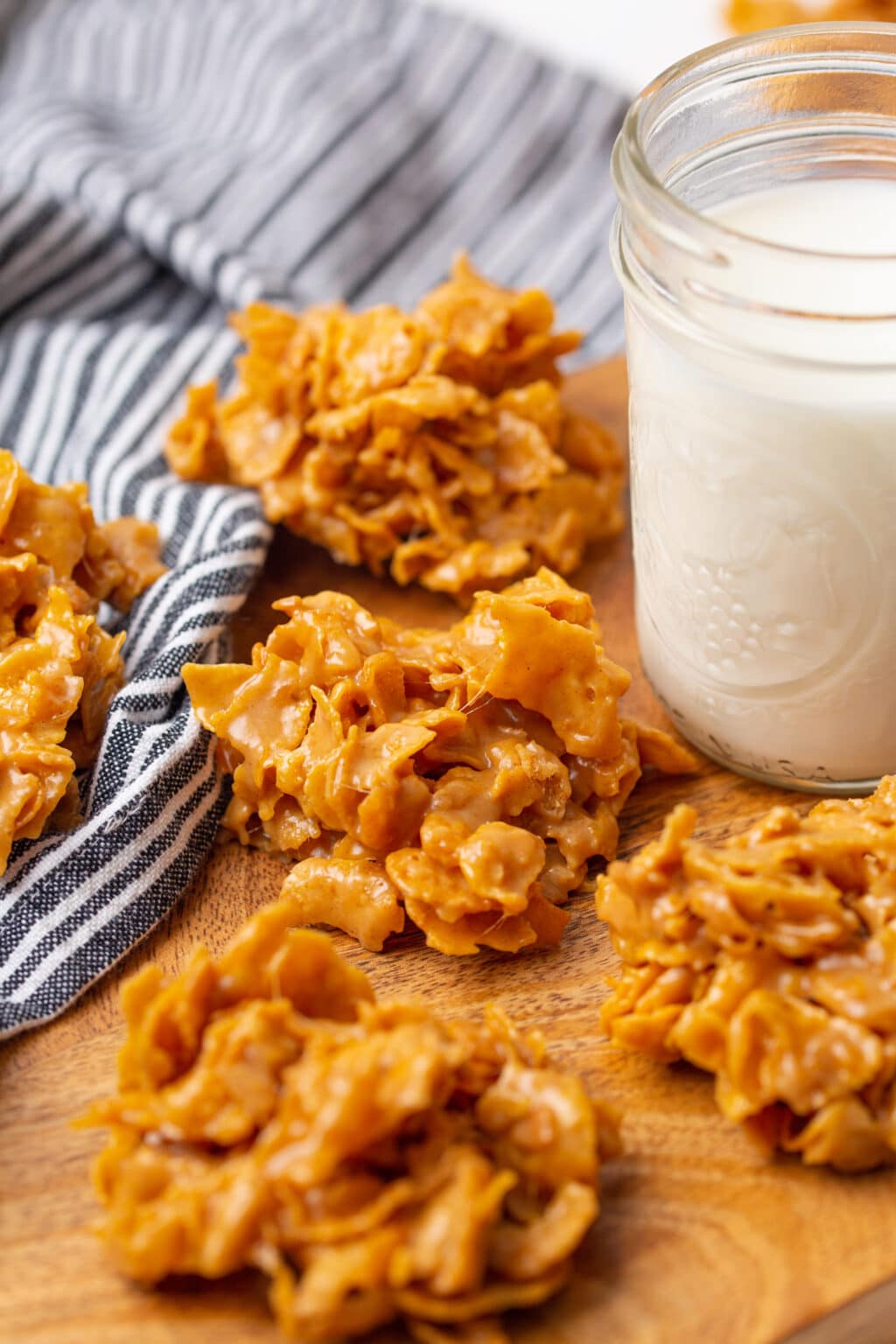 No Bake Peanut Butter Cornflake Cookies Amandas Cookin 4919