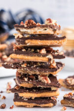 Saltine Toffee: easy toffee candy recipe from crackers