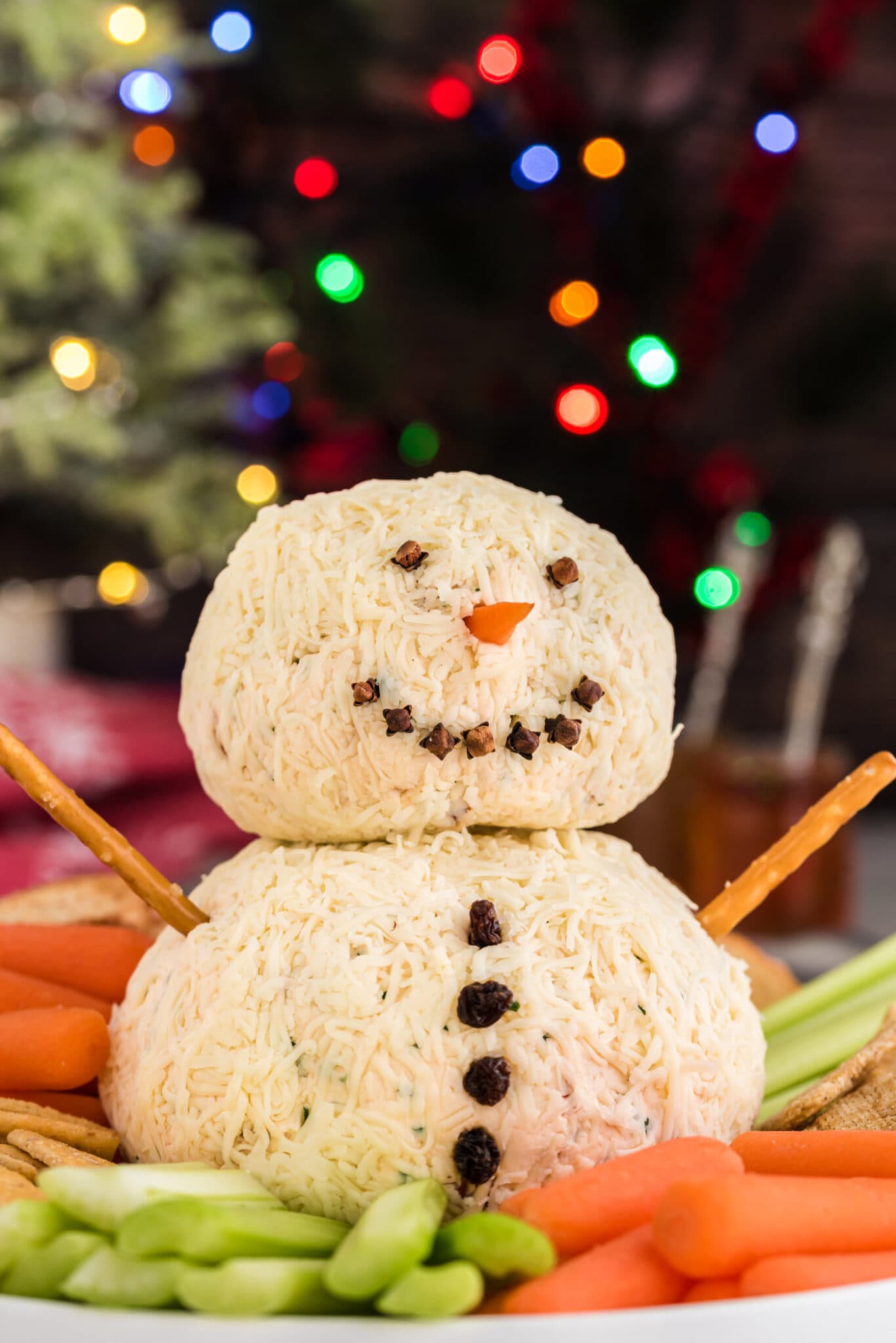 Snowman Cheeseball - Amanda's Cookin' - Christmas