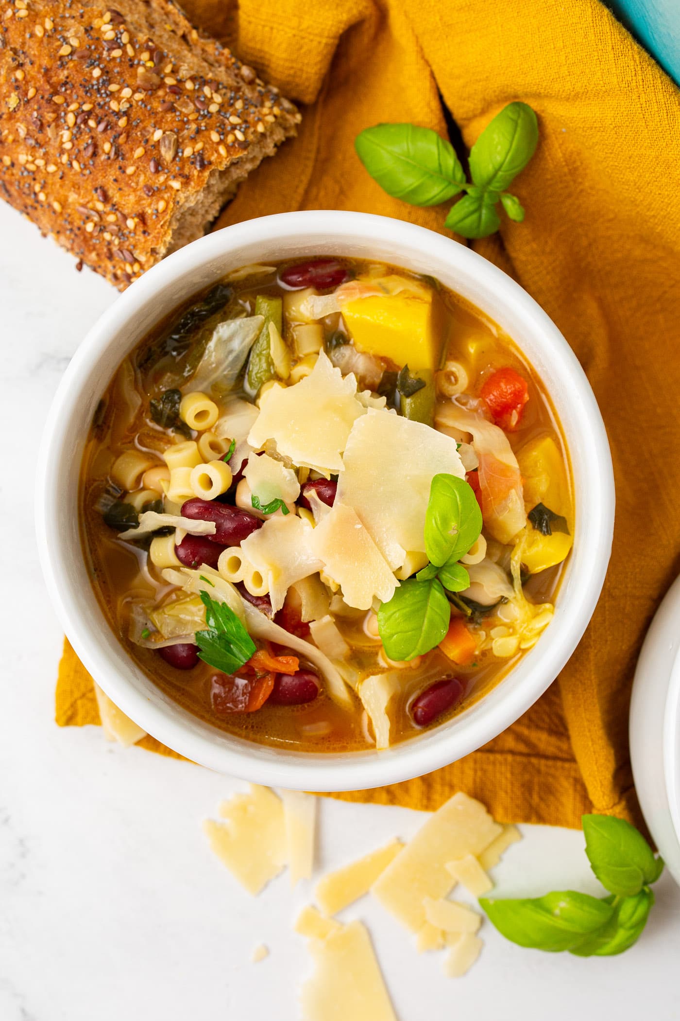 Minestrone Soup - Amanda's Cookin' - Meatless & Vegetarian