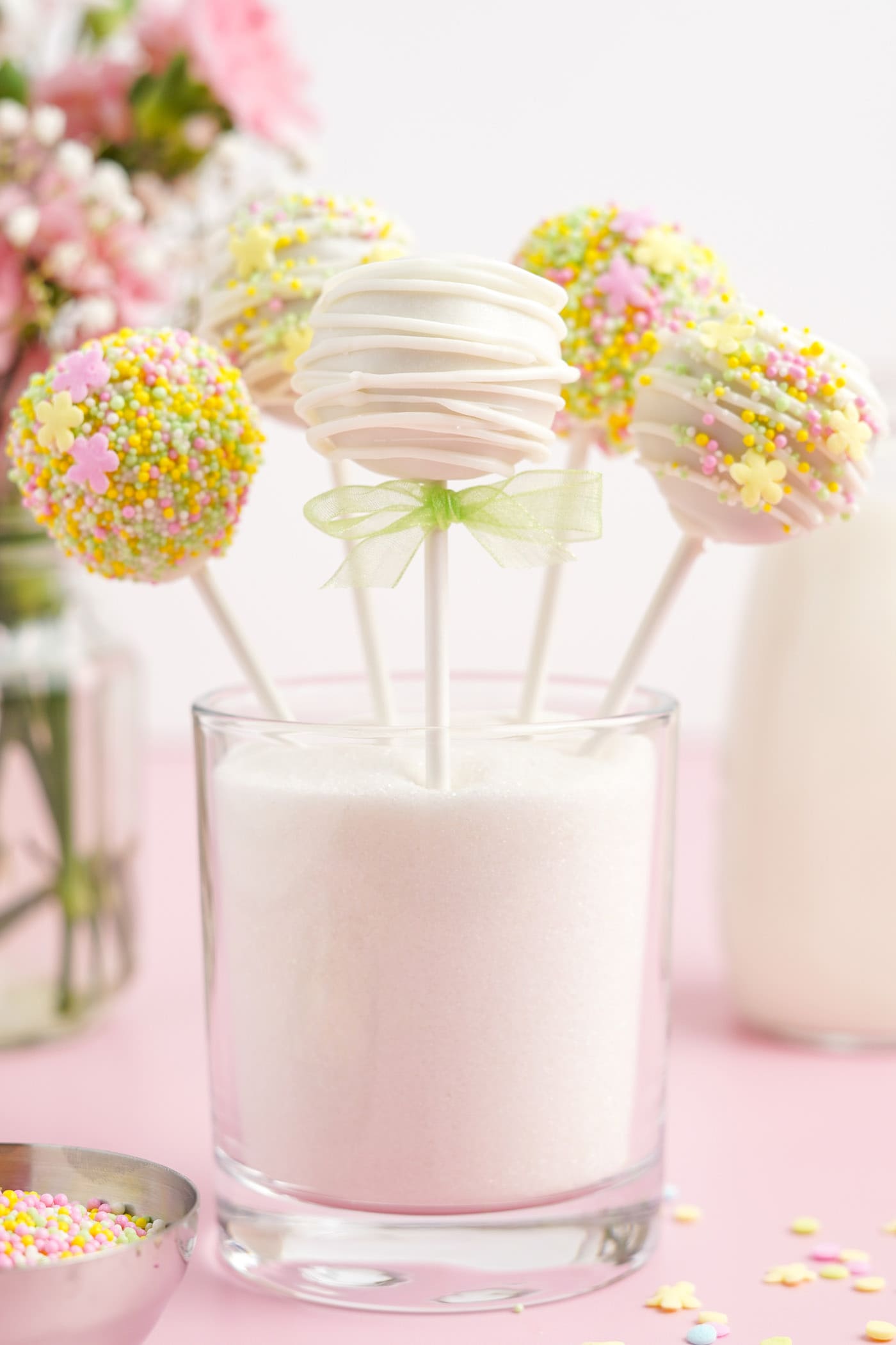 Donut Hole Cake Pops - Amanda's Cookin' - Cake & Cupcakes