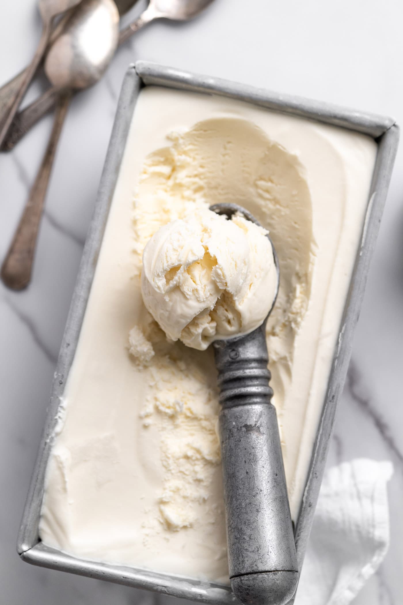 No Churn Ice Cream - Amanda's Cookin'