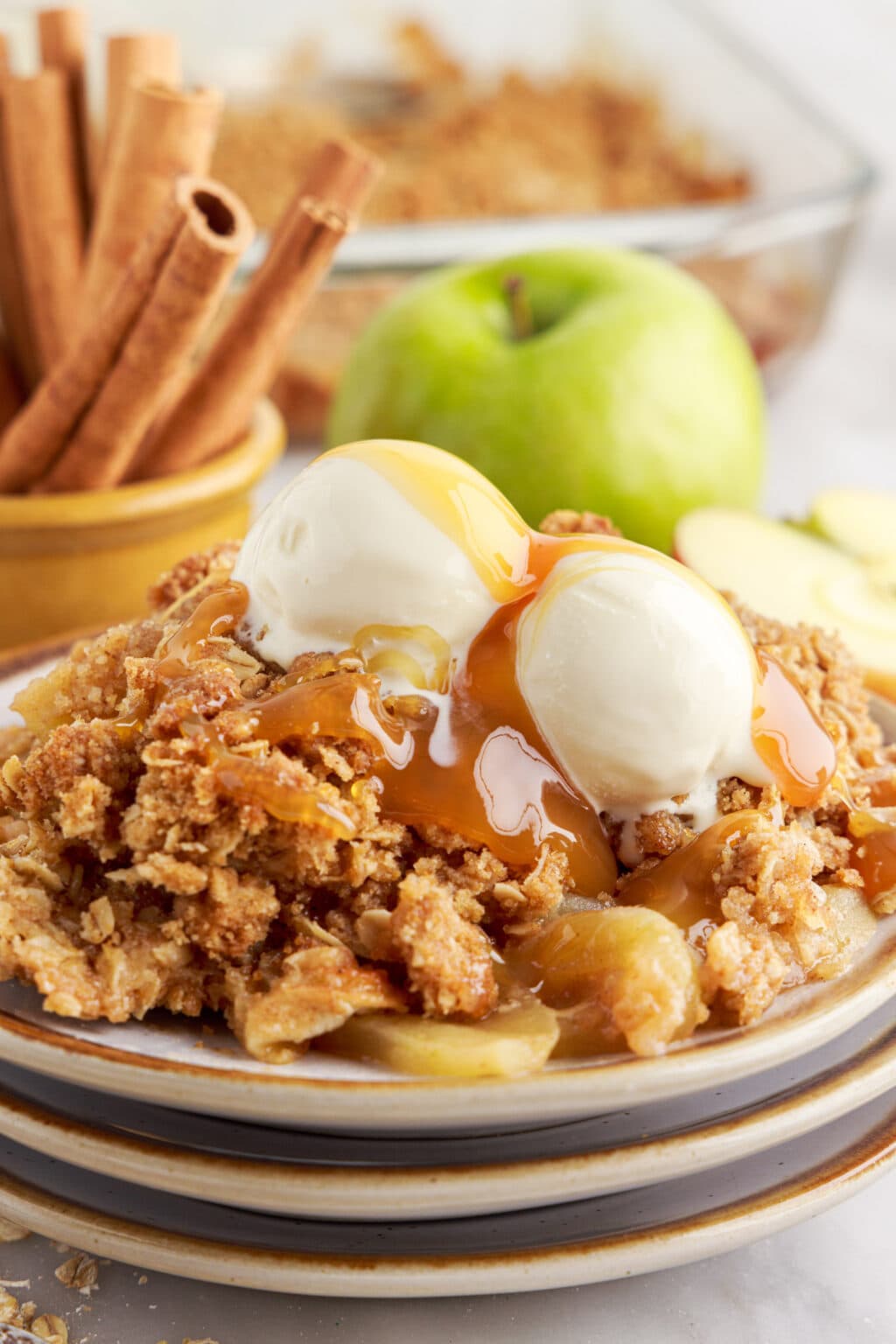 Apple Crumble - Amanda's Cookin' - Cobblers & Crisps