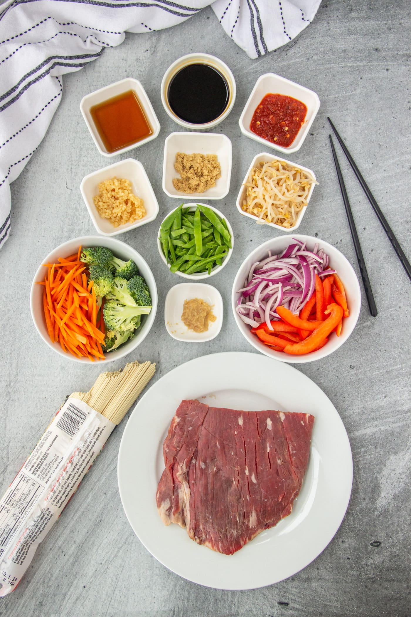 Beef Lo Mein - Amanda's Cookin' - Stir Fry