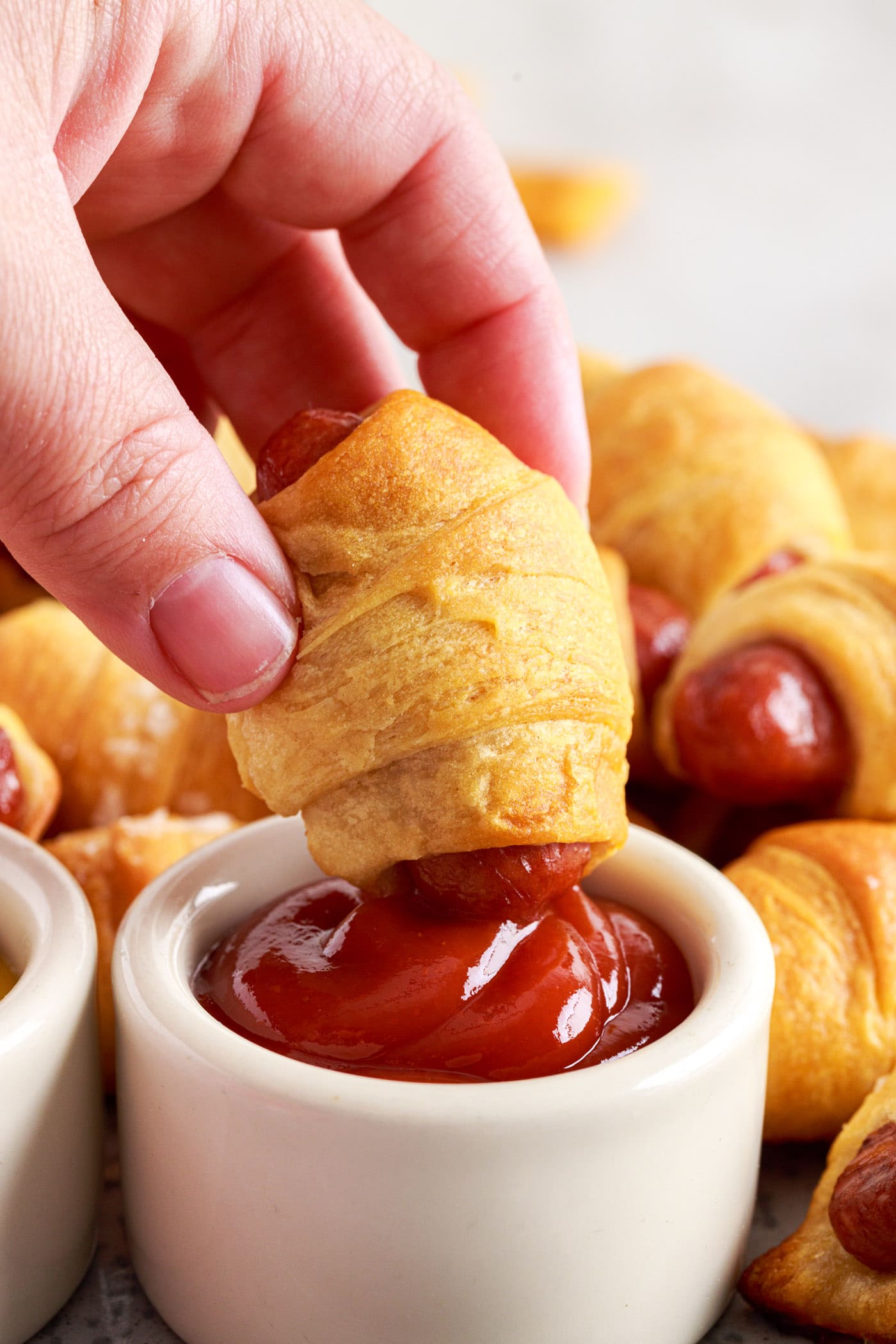 Pigs in a Blanket - Amanda's Cookin' - Apps & Finger Foods