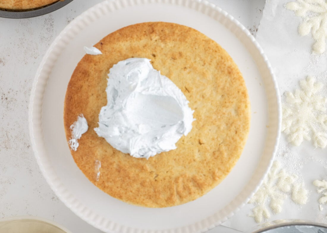 Snowflake Cake - Amanda's Cookin' - Cake & Cupcakes