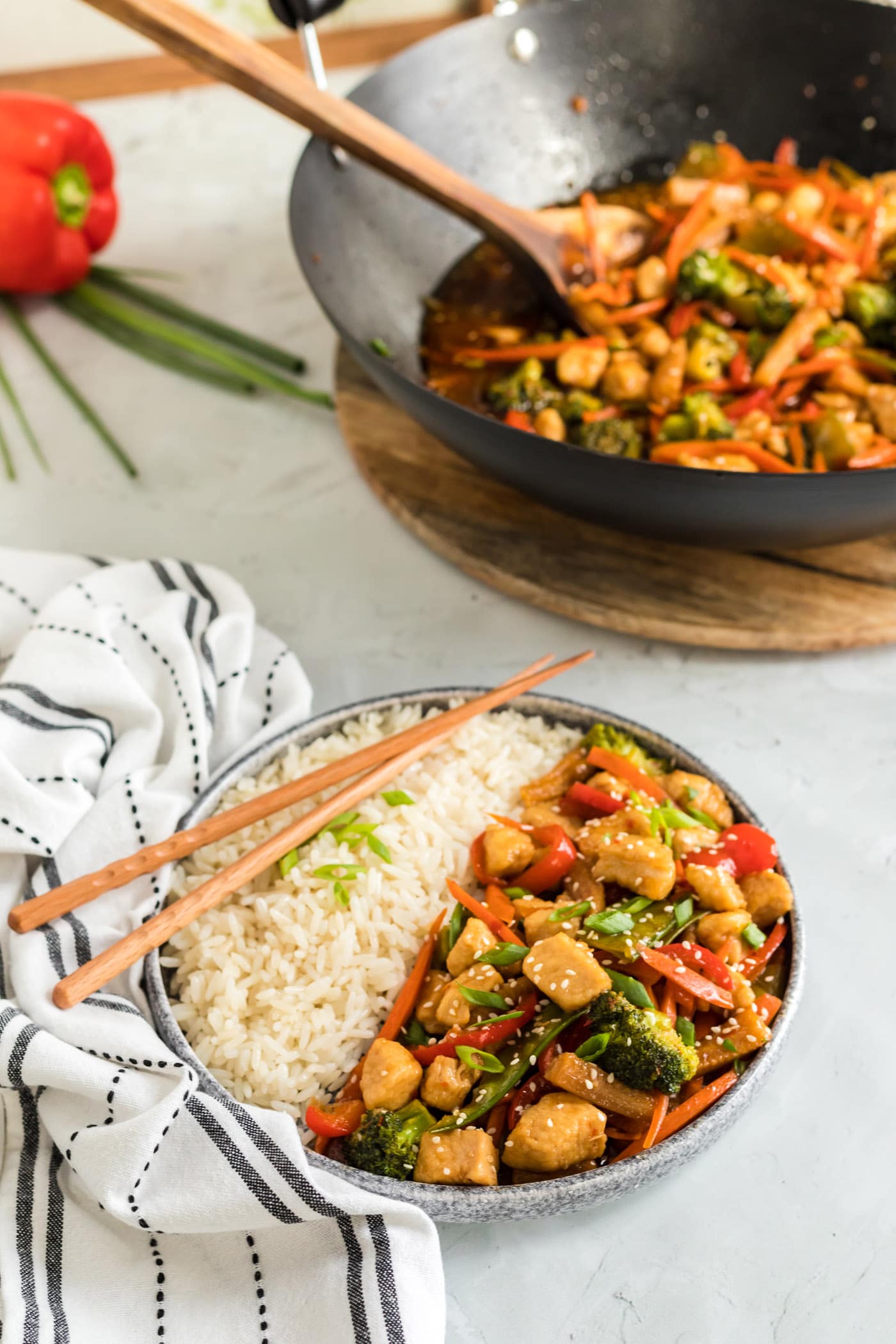 Hunan Chicken - Amanda's Cookin' - Stir Fry