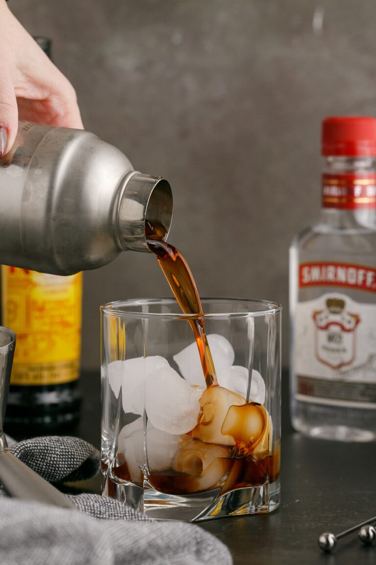 Black Russian - Amanda's Cookin' - Cocktails