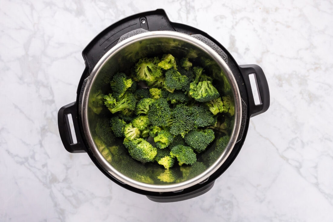 Instant Pot Broccoli - Amanda's Cookin' - Instant Pot