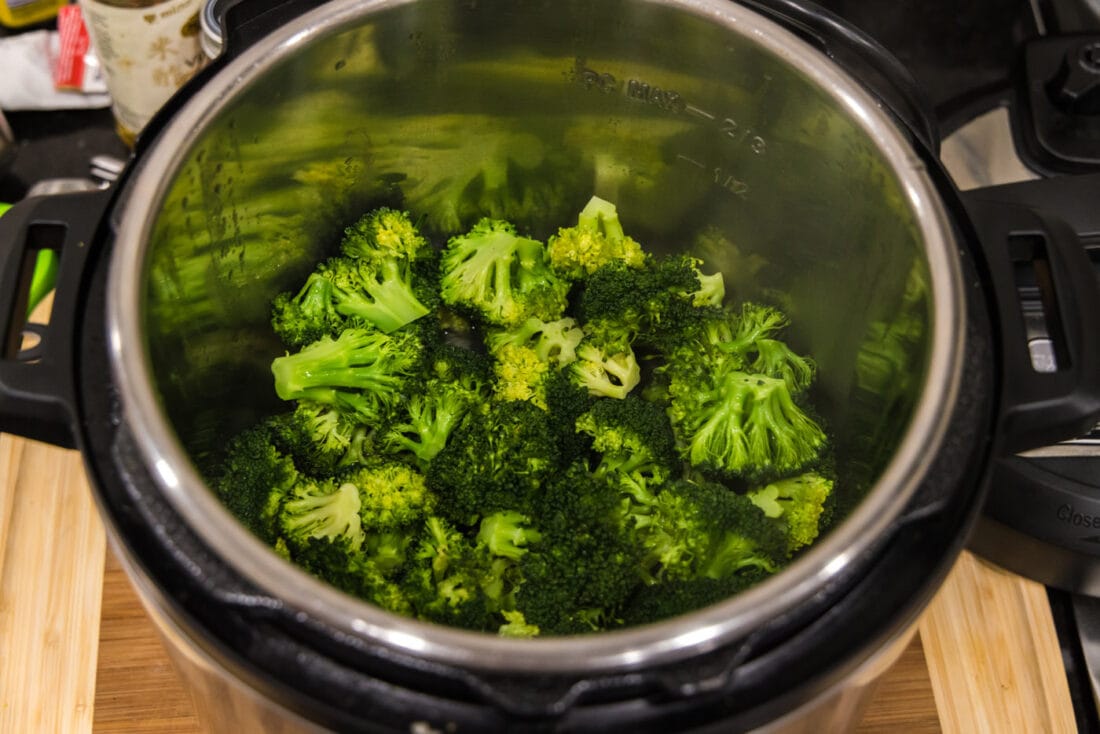 Instant Pot Broccoli - Amanda's Cookin' - Instant Pot