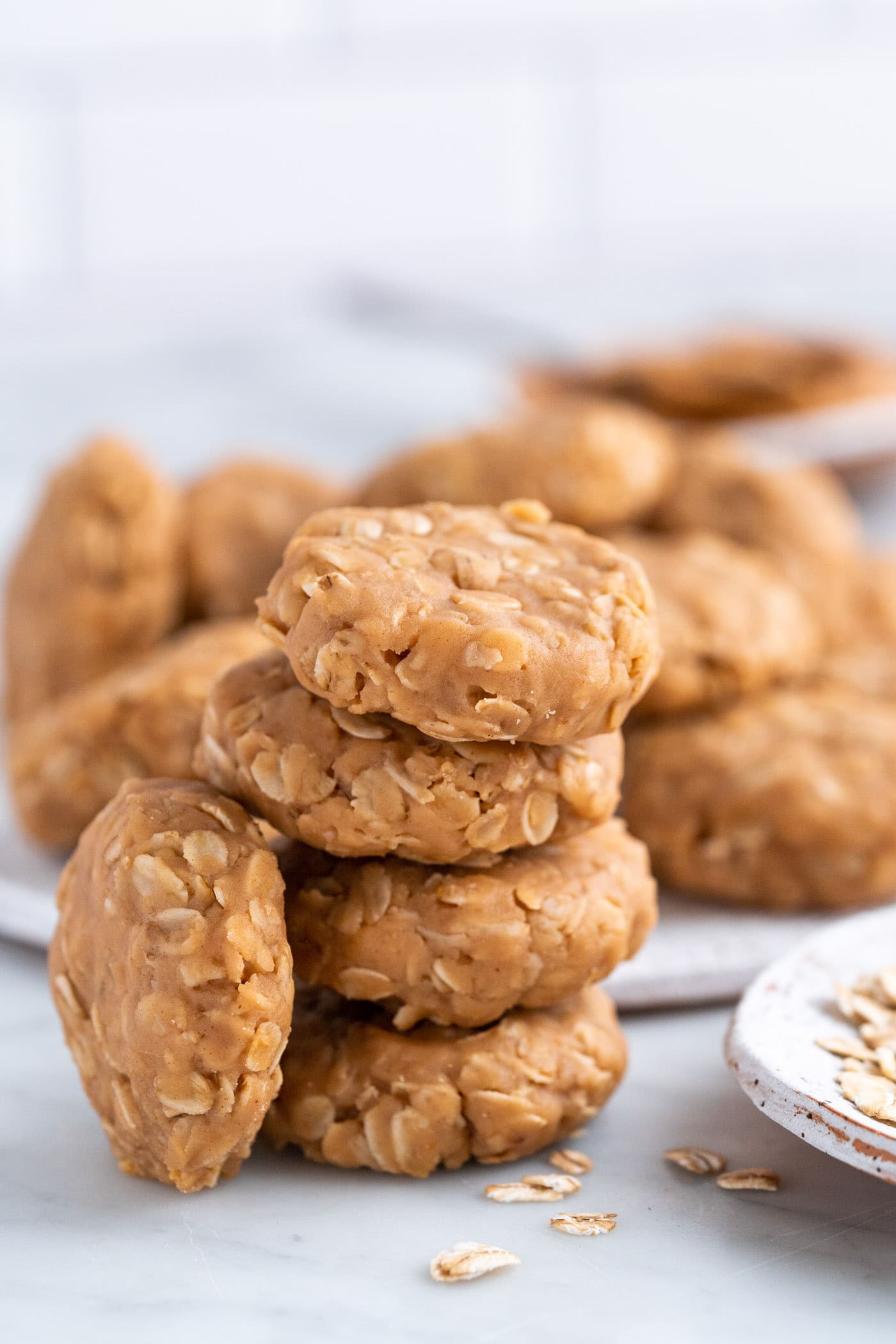 No Bake Peanut Butter Cookies - Amanda's Cookin' - No Bake Desserts