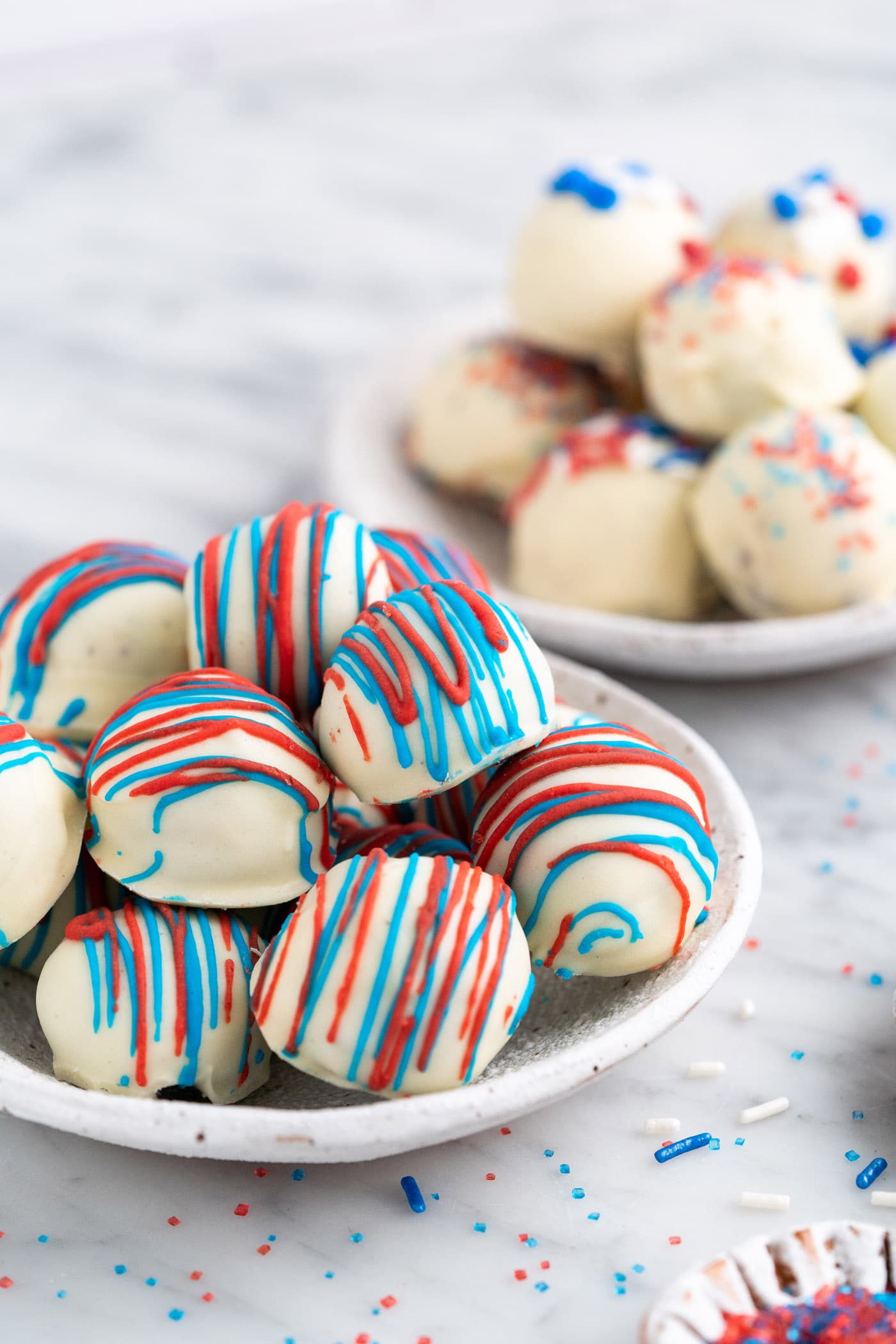Red White and Blue Oreo Truffles - Amanda's Cookin' - Patriotic