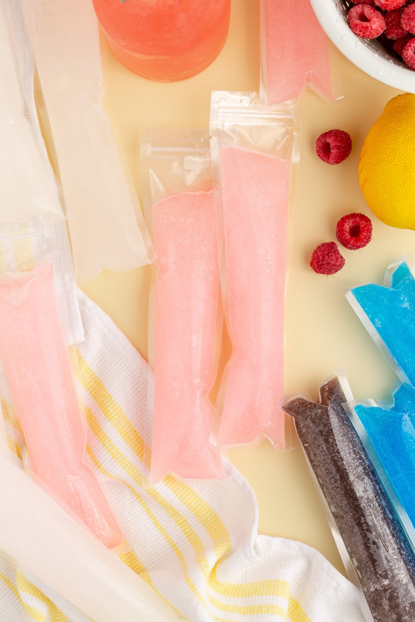 Boozy Ice Pops - Amanda's Cookin' - Cocktails