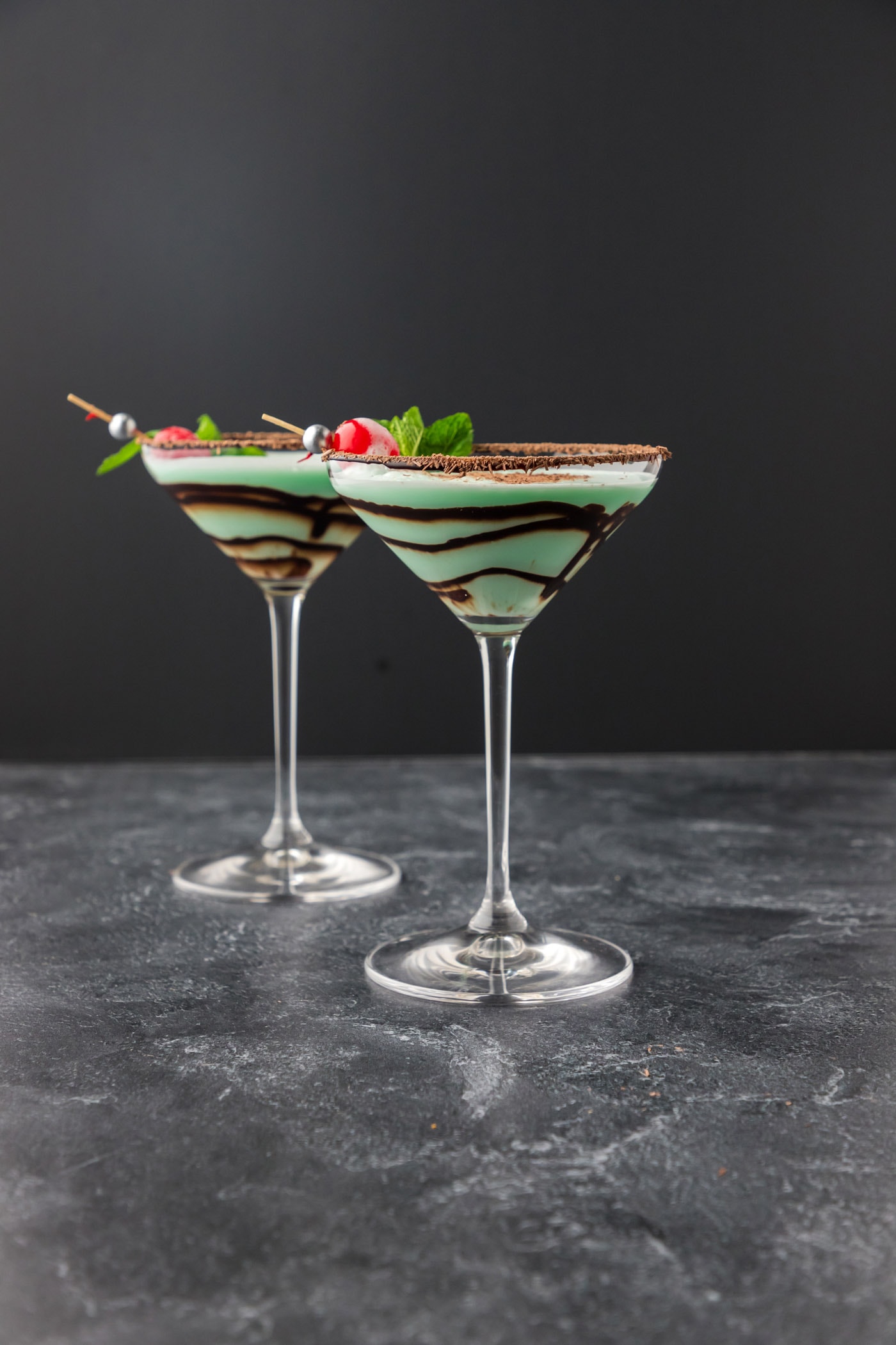 Grasshopper Drink - Amanda's Cookin' - Cocktails