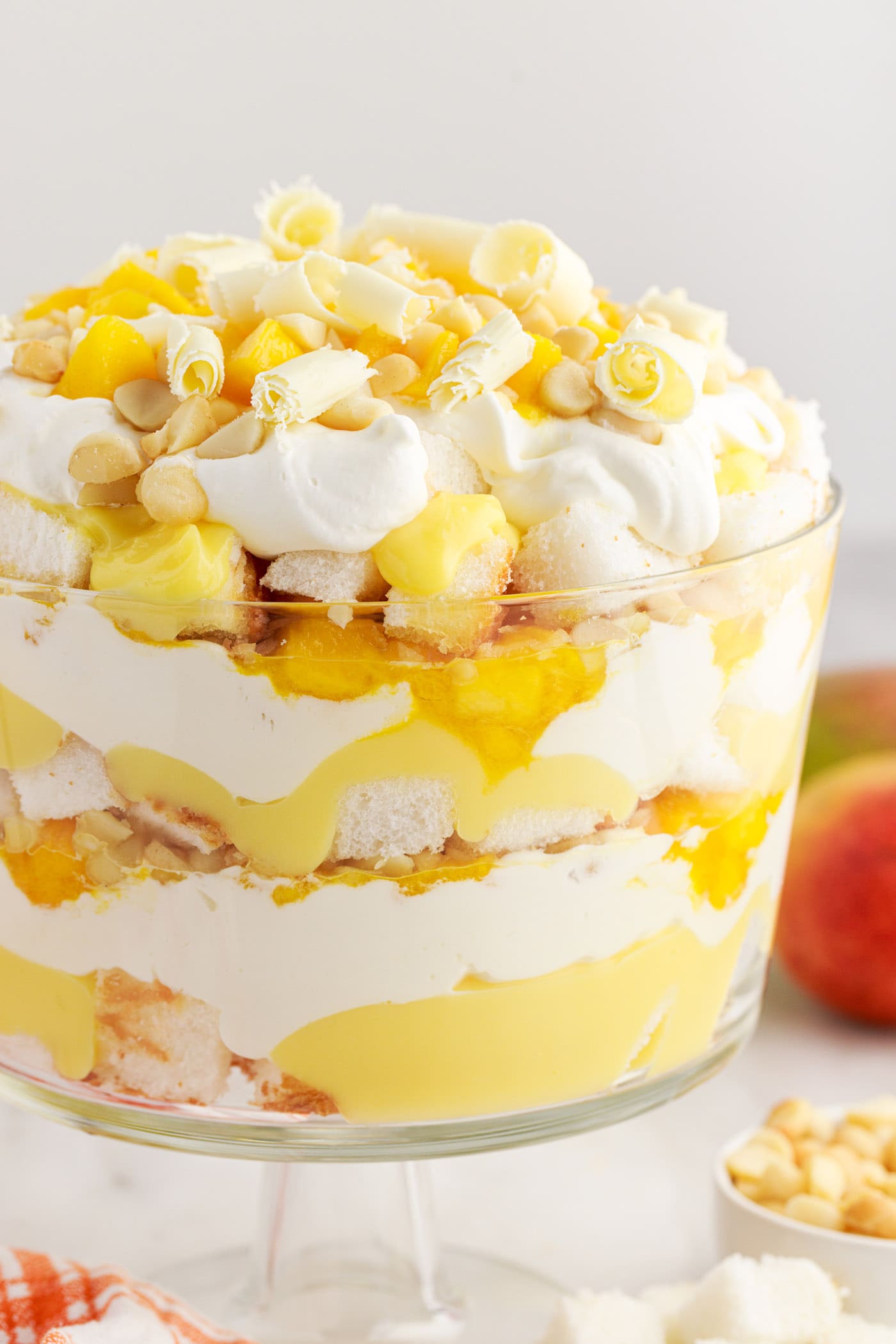 Mango Trifle - Amanda's Cookin' - Trifles & Parfaits