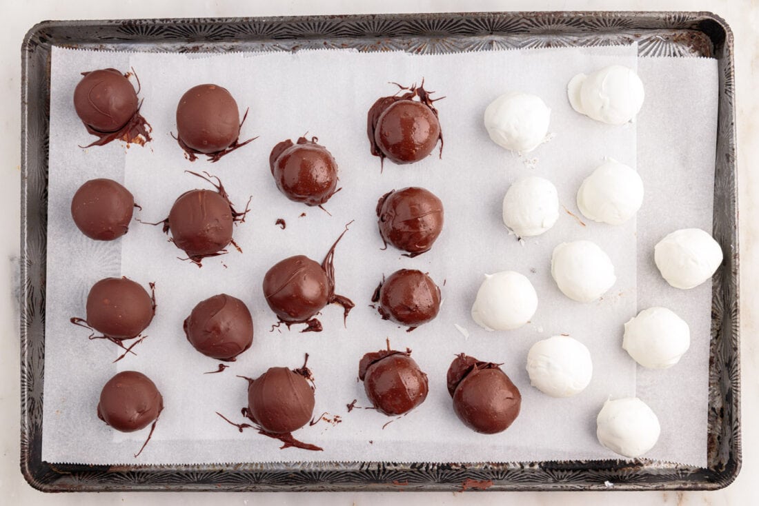 Oreo Truffles Amanda S Cookin No Bake Desserts
