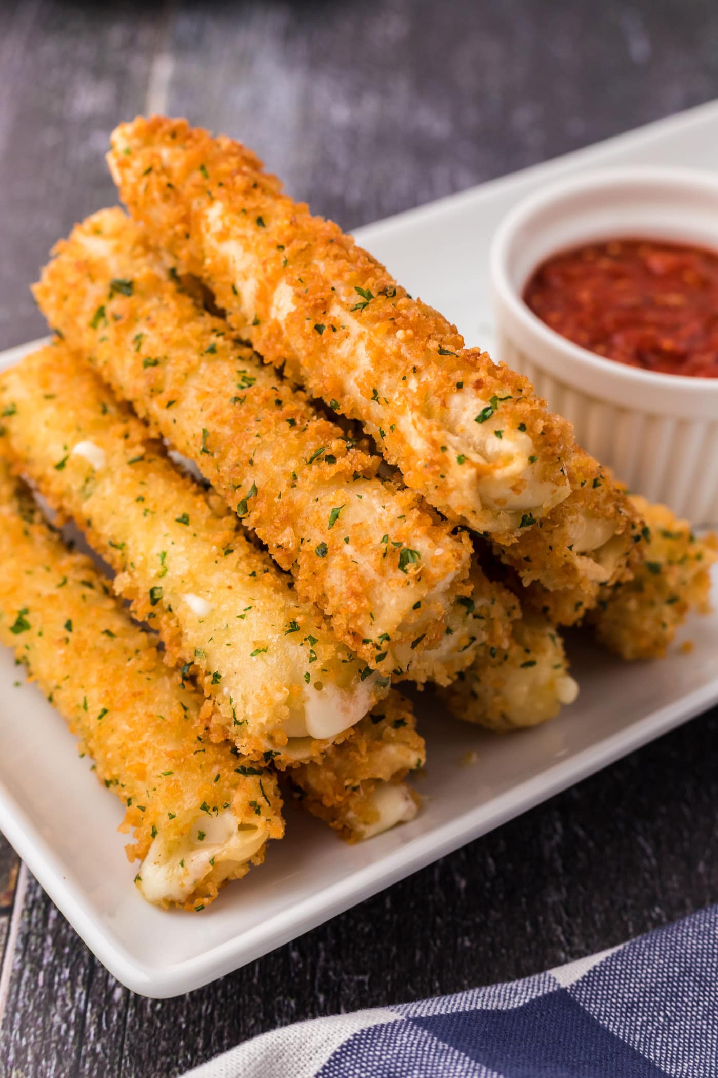 Wonton Cheese Sticks - Amanda's Cookin' - Apps & Finger Foods