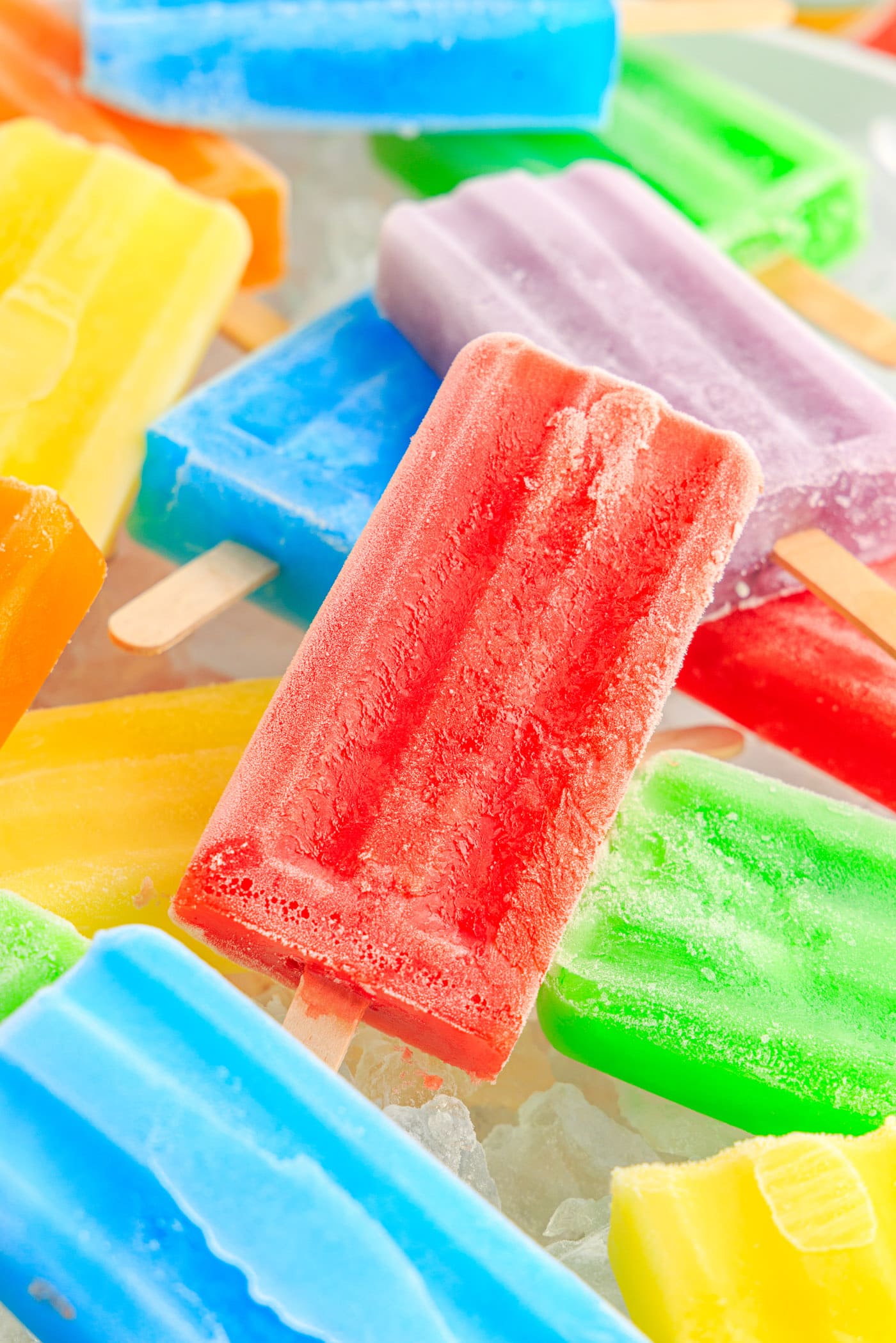 Jello Popsicles - Amanda's Cookin' - Ice Cream & Frozen Treats