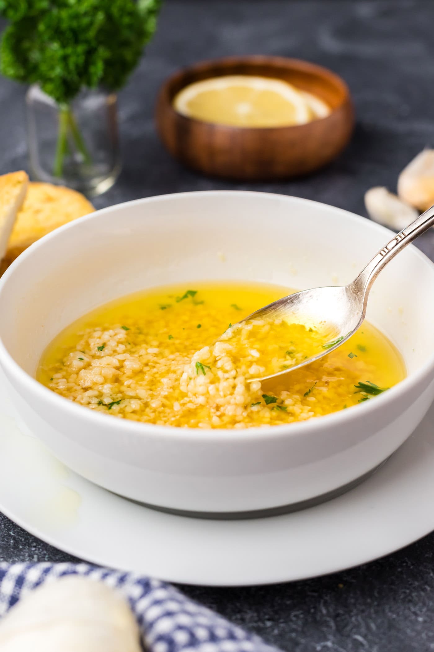 Garlic Butter Sauce - Amanda's Cookin' - Condiments