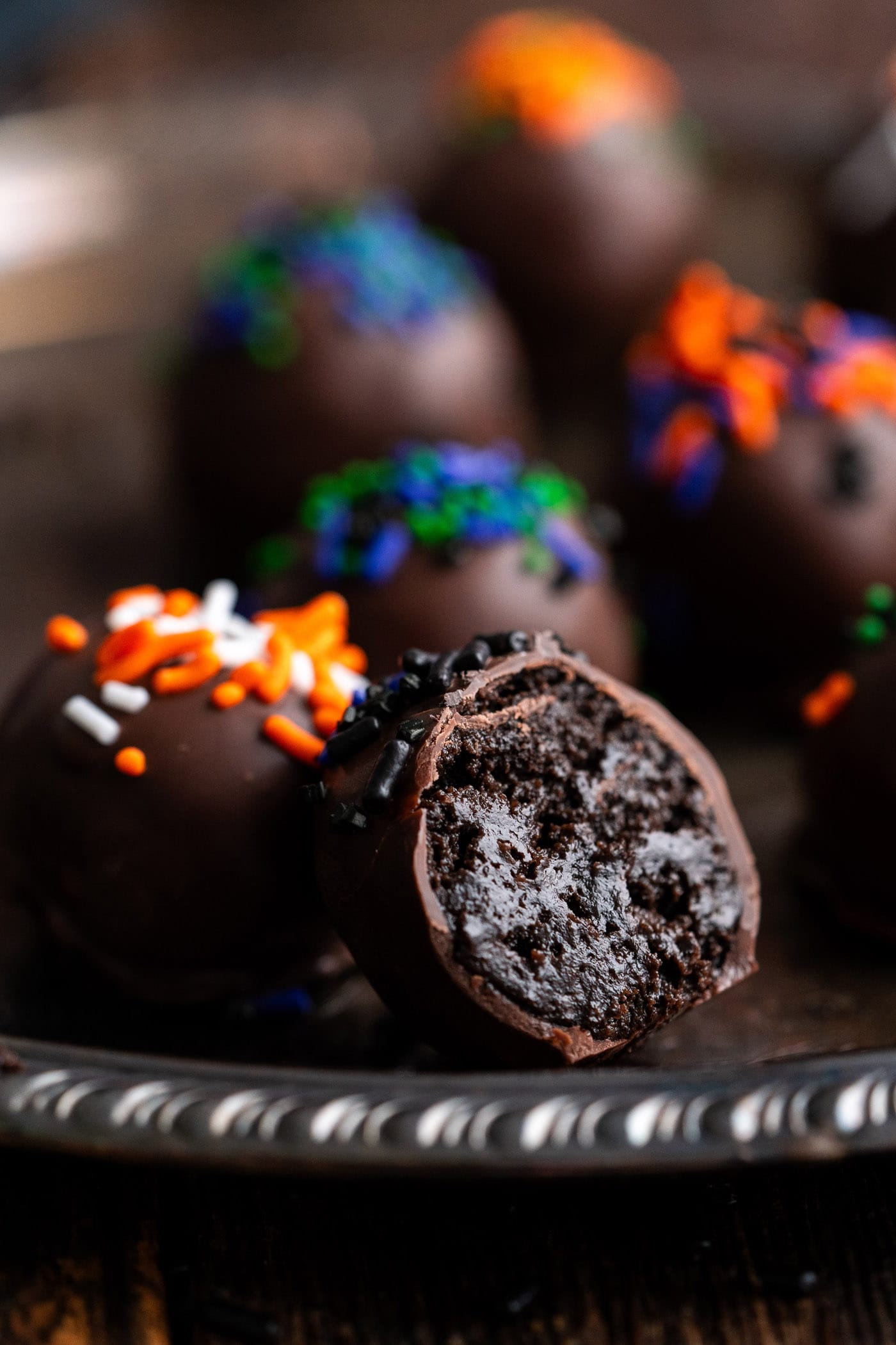 Halloween Oreo Truffles - Amanda's Cookin' - Halloween